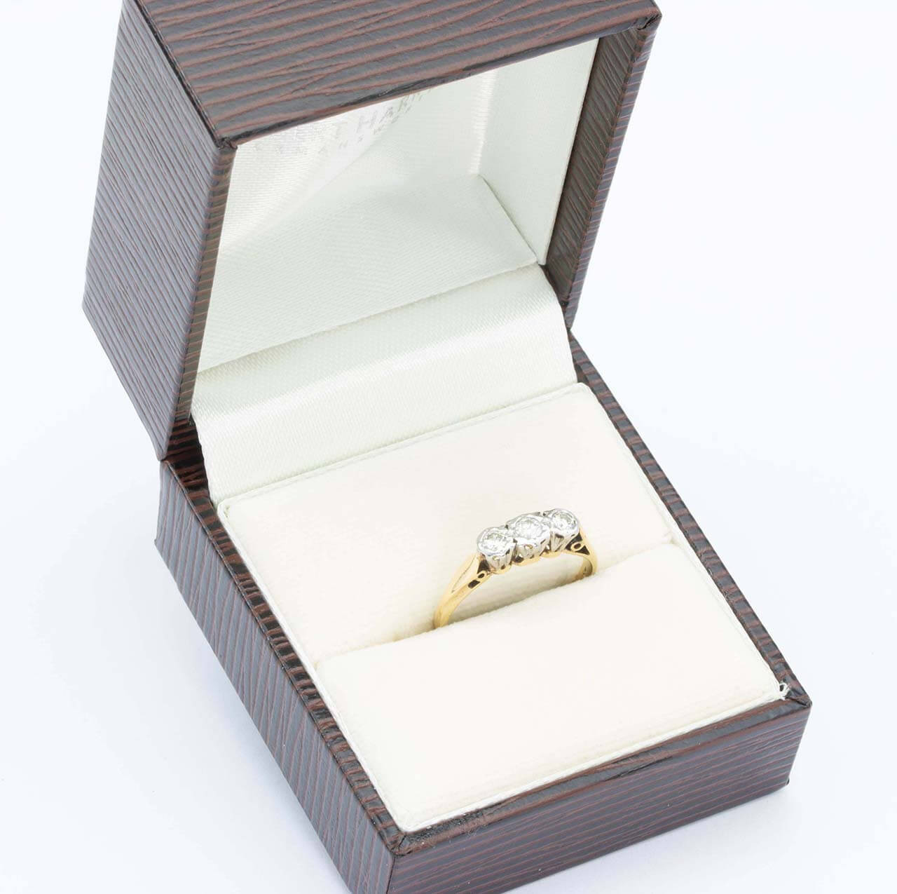 Second Hand 18ct Gold 3 Stone Diamond Ring | RH Jewellers
