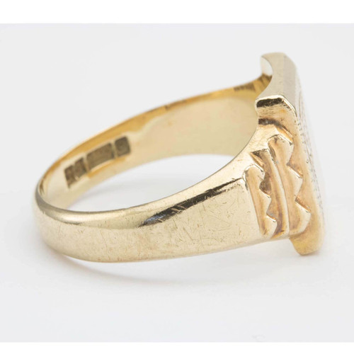 Second Hand 9ct Gold Rectangle Signet Ring | RH Jewellers