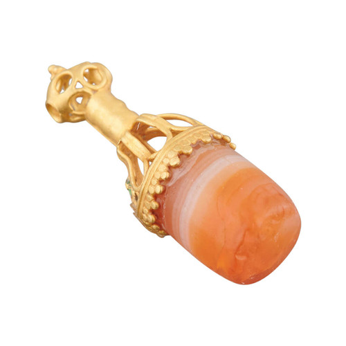 Viking Period Gold & Agate Elf Shot Pendant | RH Jewellers
