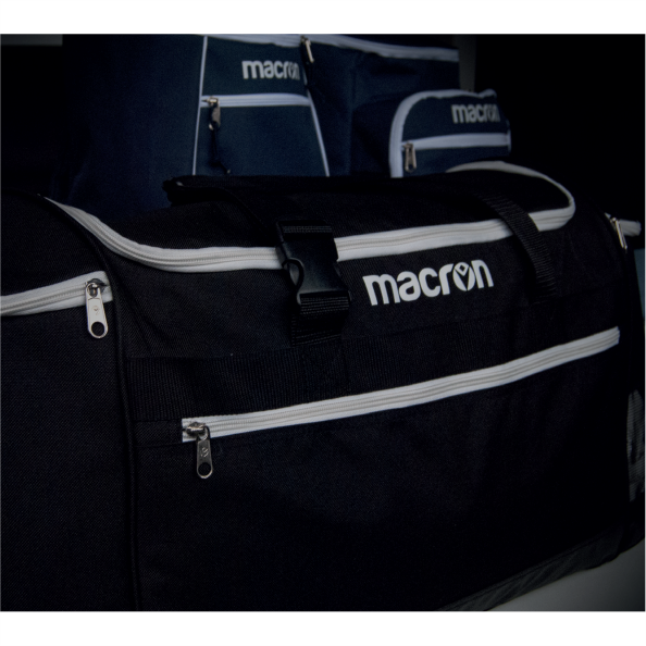 Macron Junior Matchday & Training