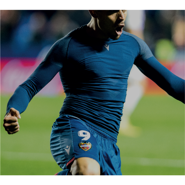 Macron Senior Matchday & Training