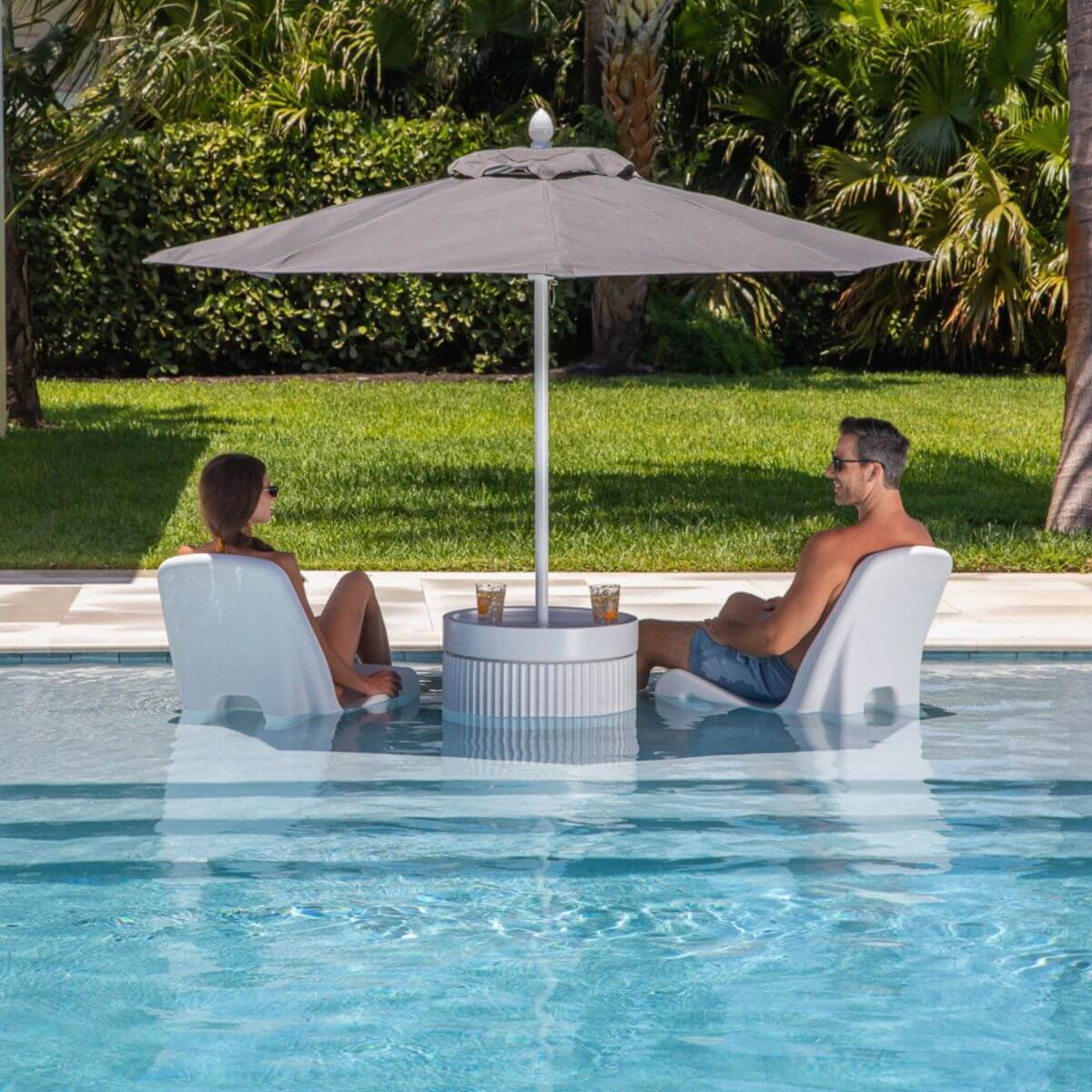 Tenjam Freelo Ledge Chair | In-Pool Tanning Lounger