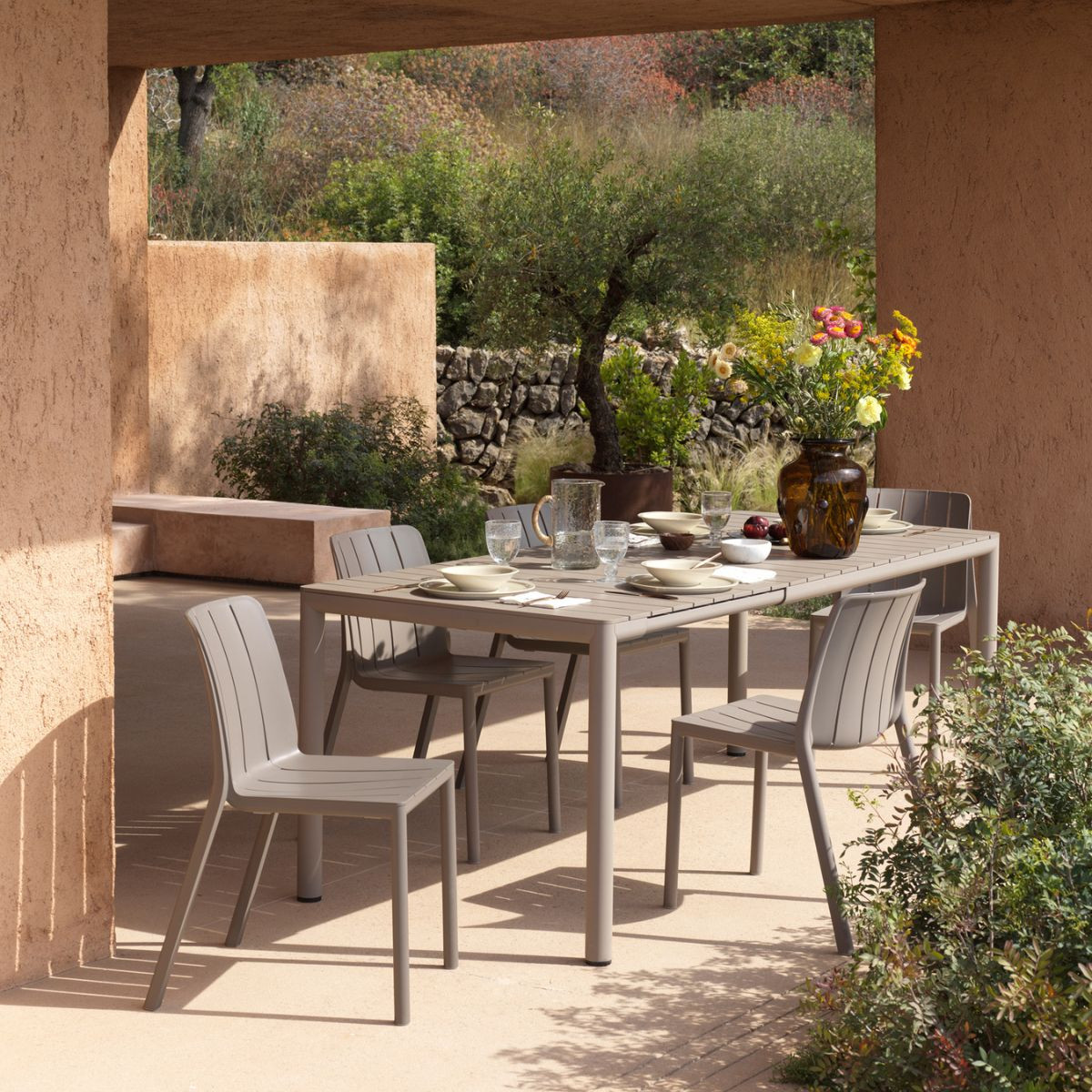 Outdoor Dining Set | Italian Tevere Table & Tiberina Chairs