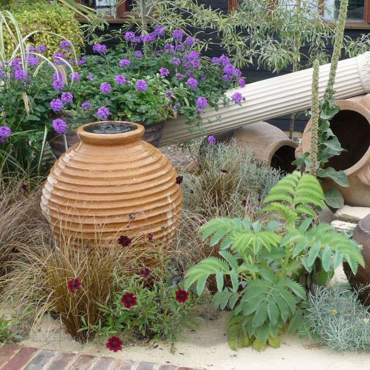 BEEHIVE Round Jar | Fiberglass Planter Capital Garden