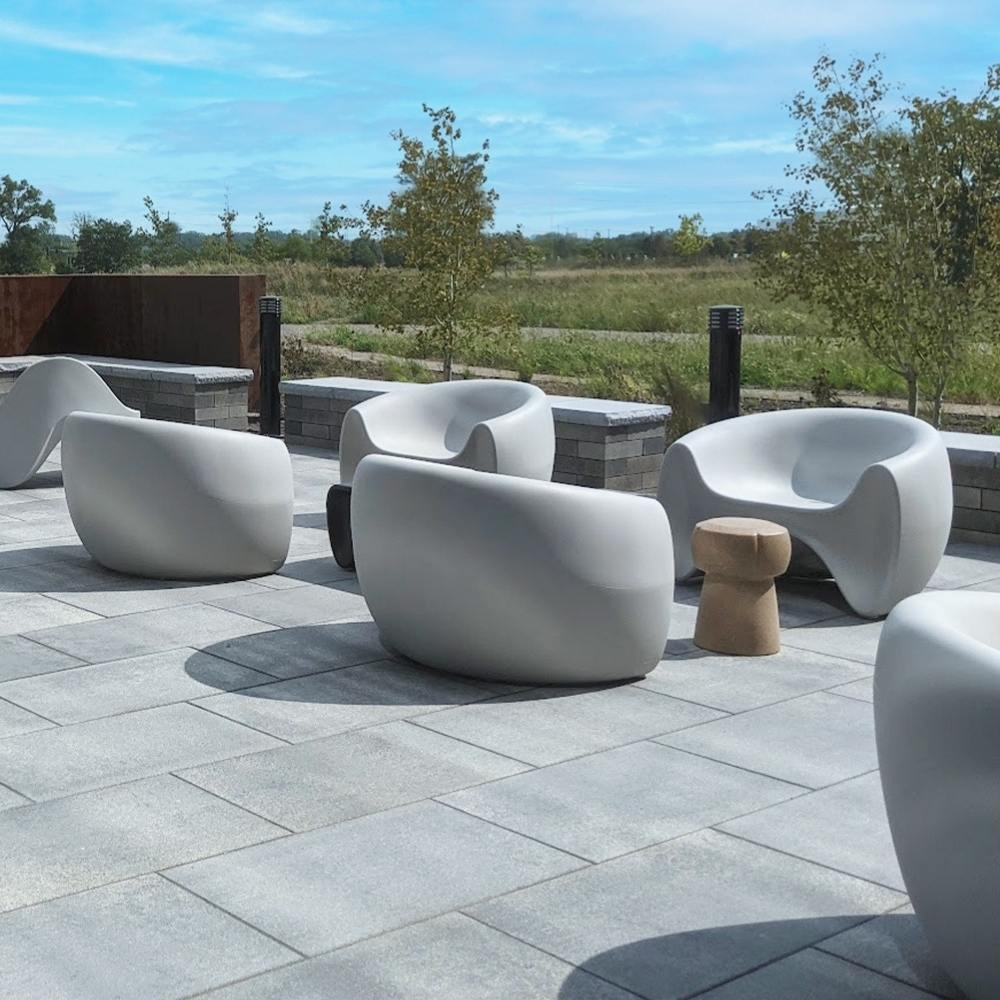 Goby Tanning Ledge Lounge Chair