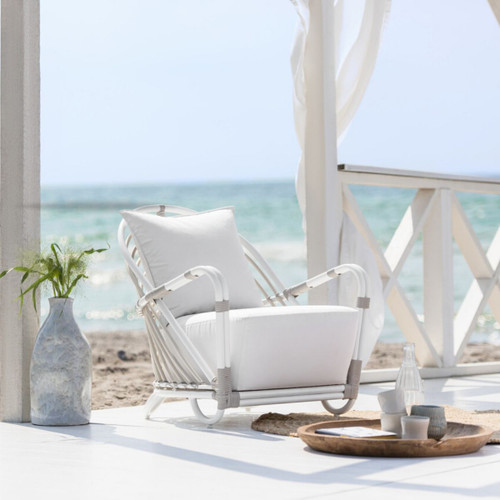 SIKA DESIGN | Charlottenborg Lounge Chair | Exterior Collection