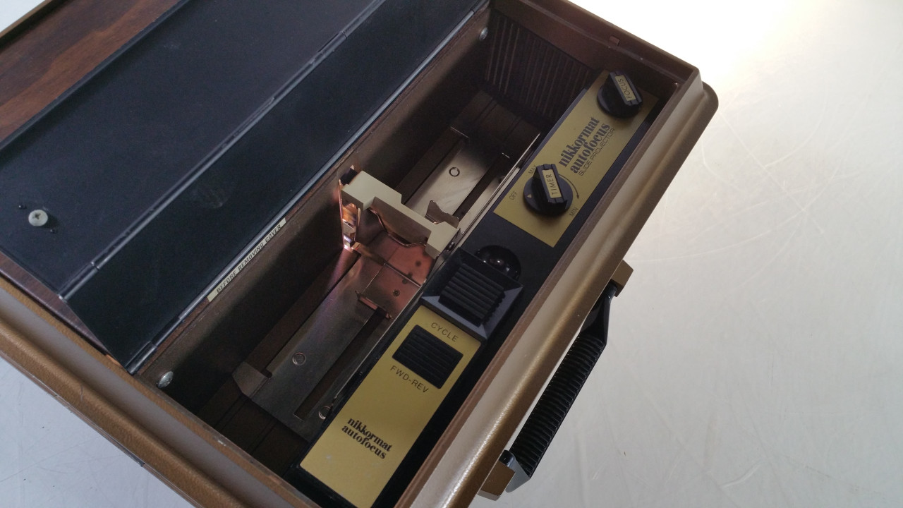 Nikkormat GC-2 Vintage Autofocus Slide Projector at TR Reuse Group