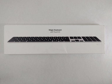 New Apple A2520 Magic Keyboard with Touch ID and Numeric Keypad at TR ...