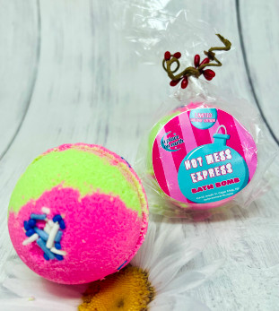 Hot Mess Express Bath Bomb | A Place on Earth