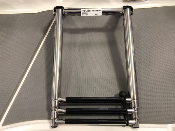 3 STEP LADDER - TDL-3XDA - Cecil Marine