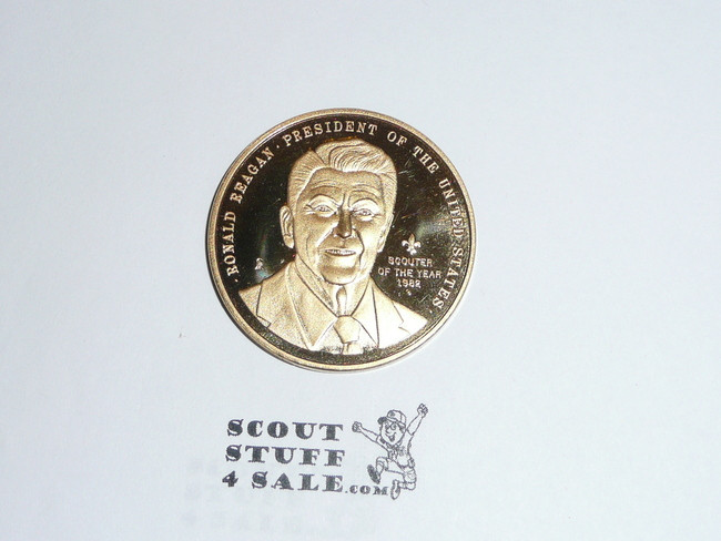 1982 President Ronald Reagan "Scouter of the Year" Boy Scout Coin / Token
