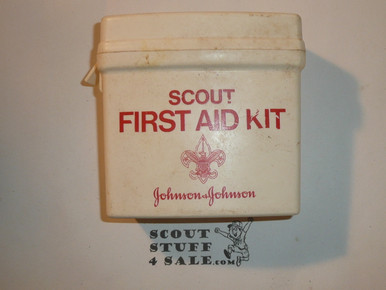 Early 1970s Official boy scout first aid kit, lots of contents and in ...