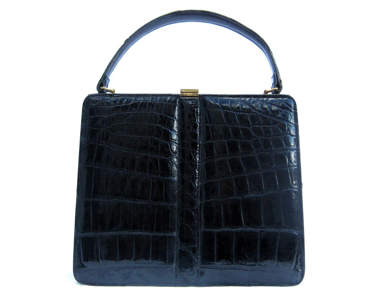 Classic JET BLACK 1960's DEAUVILLE Alligator Handbag - Vintage Skins