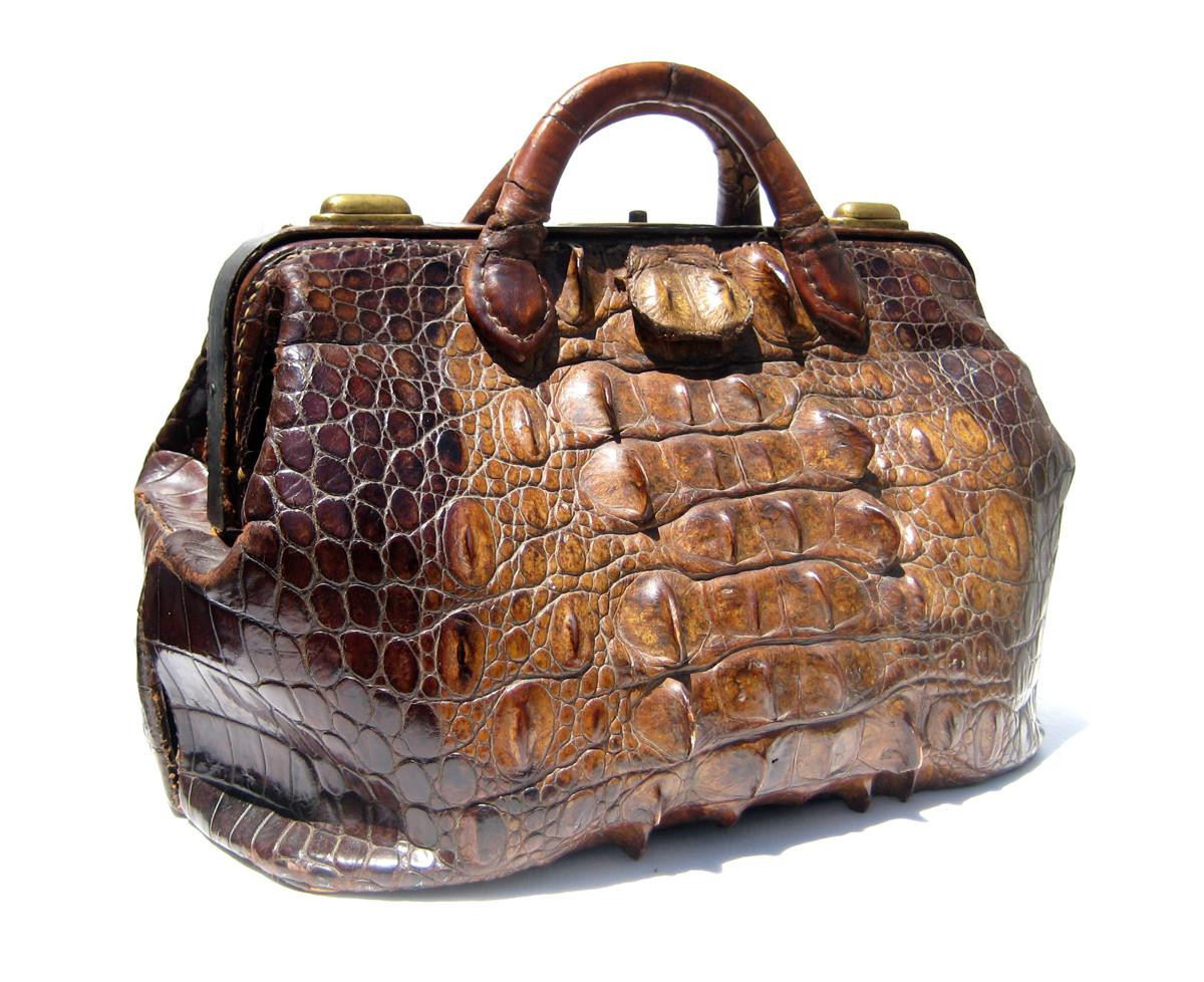 HUGE Late 1890's Antique HORNBACK Alligator Skin Doctor Bag - Vintage Skins