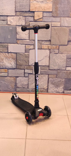 KIDS SCOOTER 3 WHEEL DODO BLACK - A. Ally & Sons