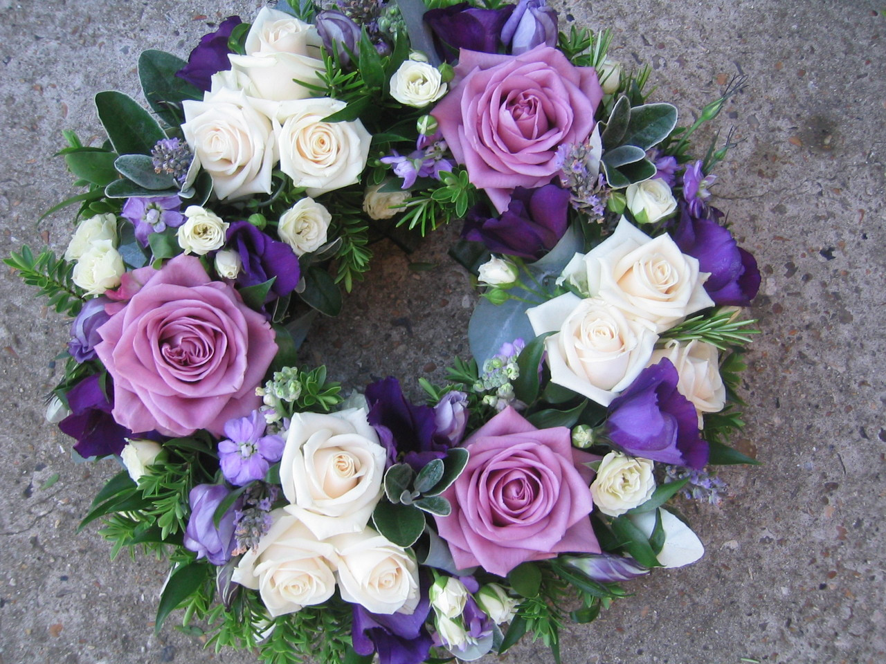 LILY AND ROSE WREATH - Contemporary Flowers