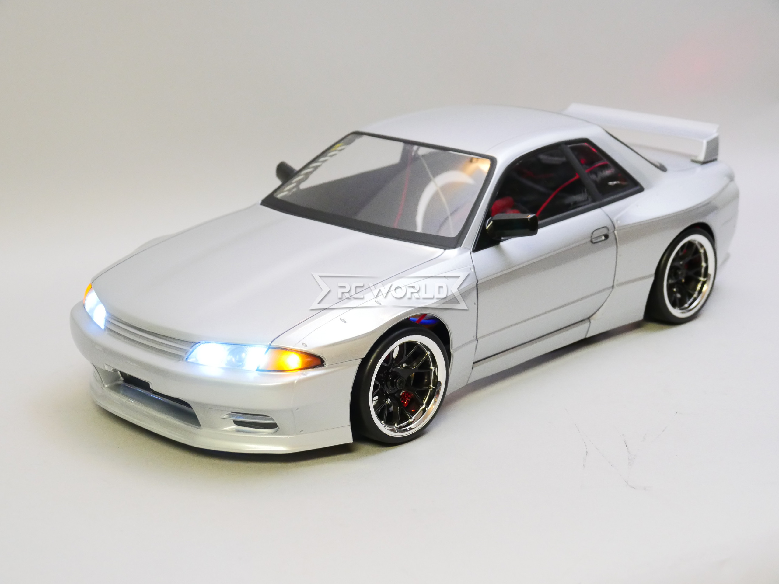 Custom RC 1/10 Drift Nissan Skyline R32 GT-R Drift Car RTR W/ LED