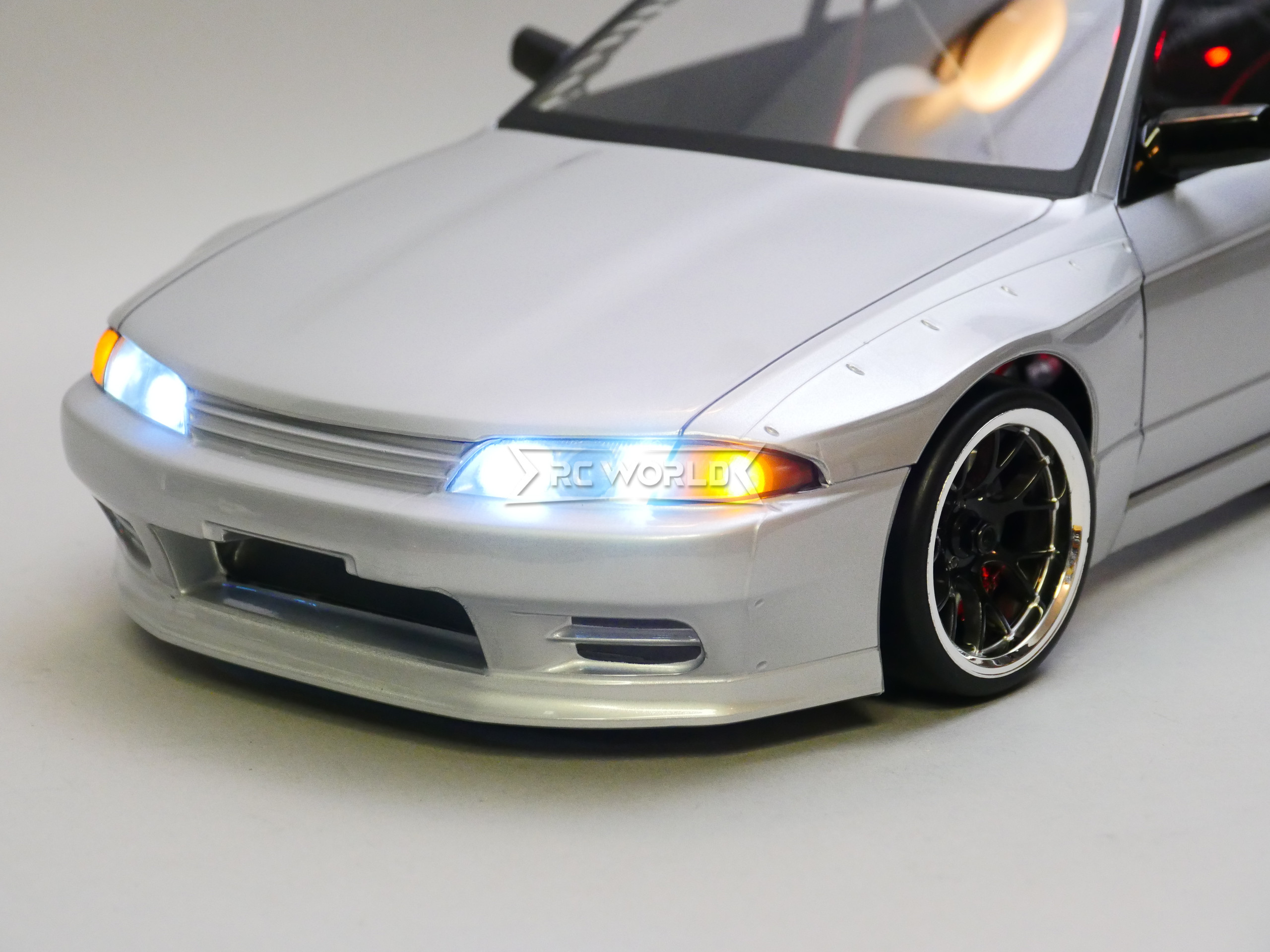 Custom RC 1/10 Drift Nissan Skyline R32 GT-R Drift Car RTR W/ LED