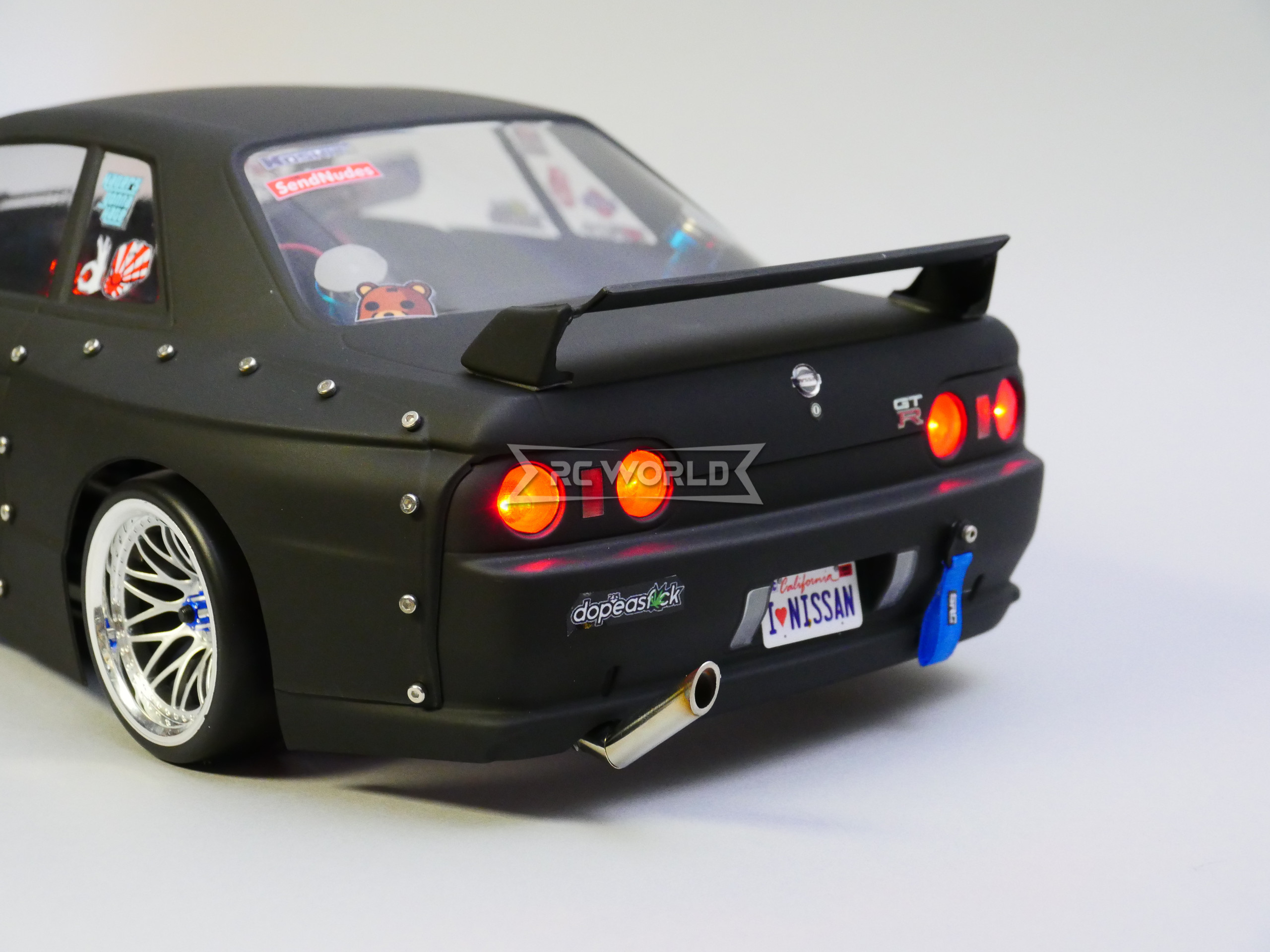 RC 1/10 Nissan Skyline R32 GTR DRIFT Brushless RTR -BLACK- W/ LED /Sound