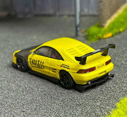 1/64 TOYOTA MR2 Turbo w/ Pop Up Lights Die-Cast - YELLOW