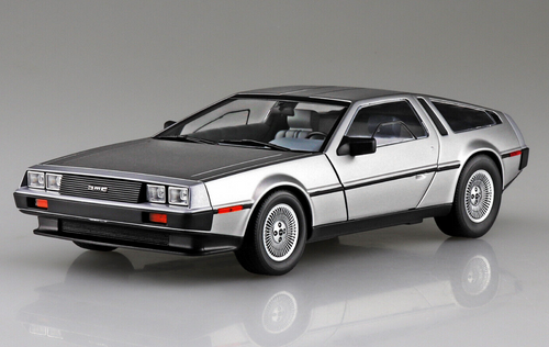 Aoshima 1/24 DMC DELOREAN 1982 DMC-12 Plastic Model Kit