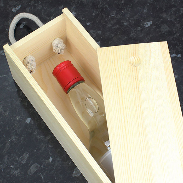 Personalised Wooden Wine Presentation Box | The Kitchen Gift Company