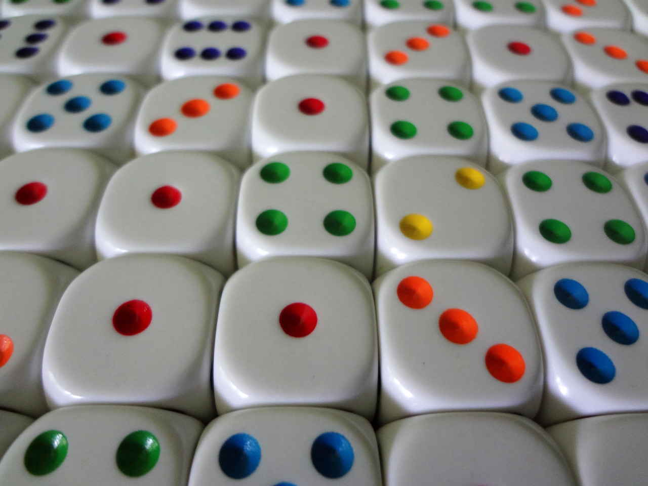16mm White Round Corner Dice w/ Colored Pips - Hobby Monsters