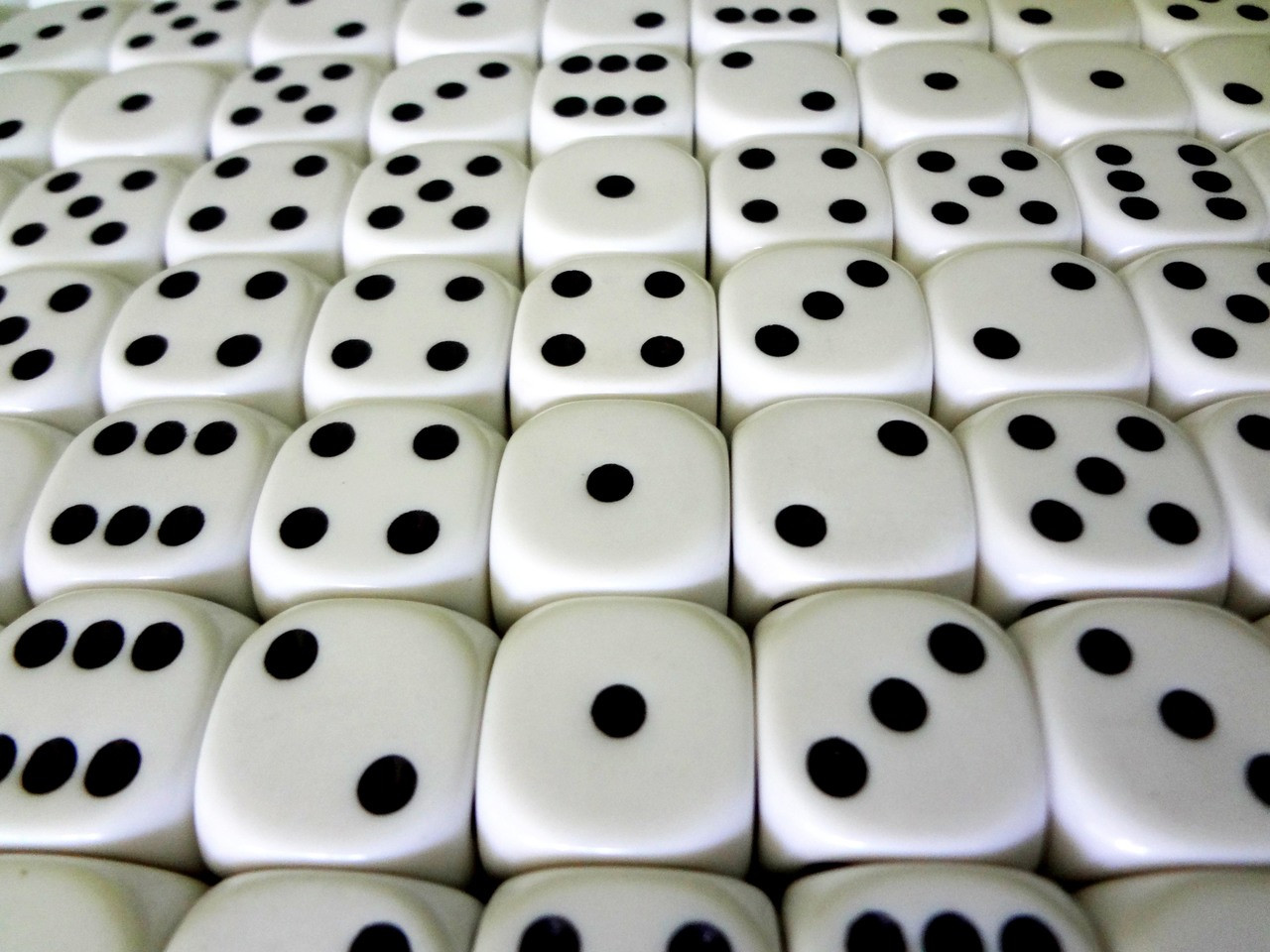16mm White Round Corner Dice w/ Black Pips - Hobby Monsters