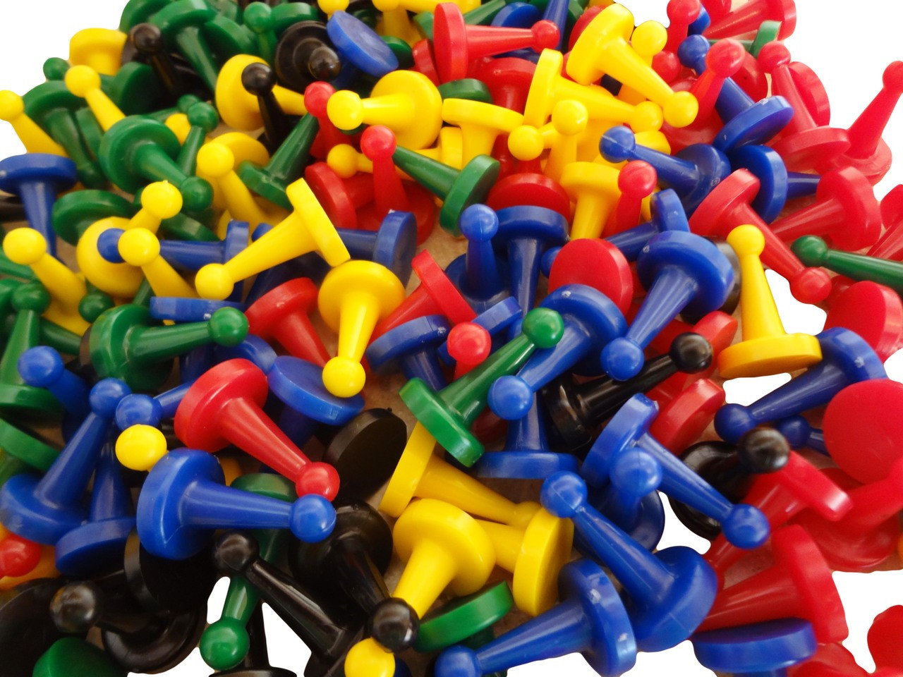 500 Assorted Game Pawns in Grip Jar - Hobby Monsters