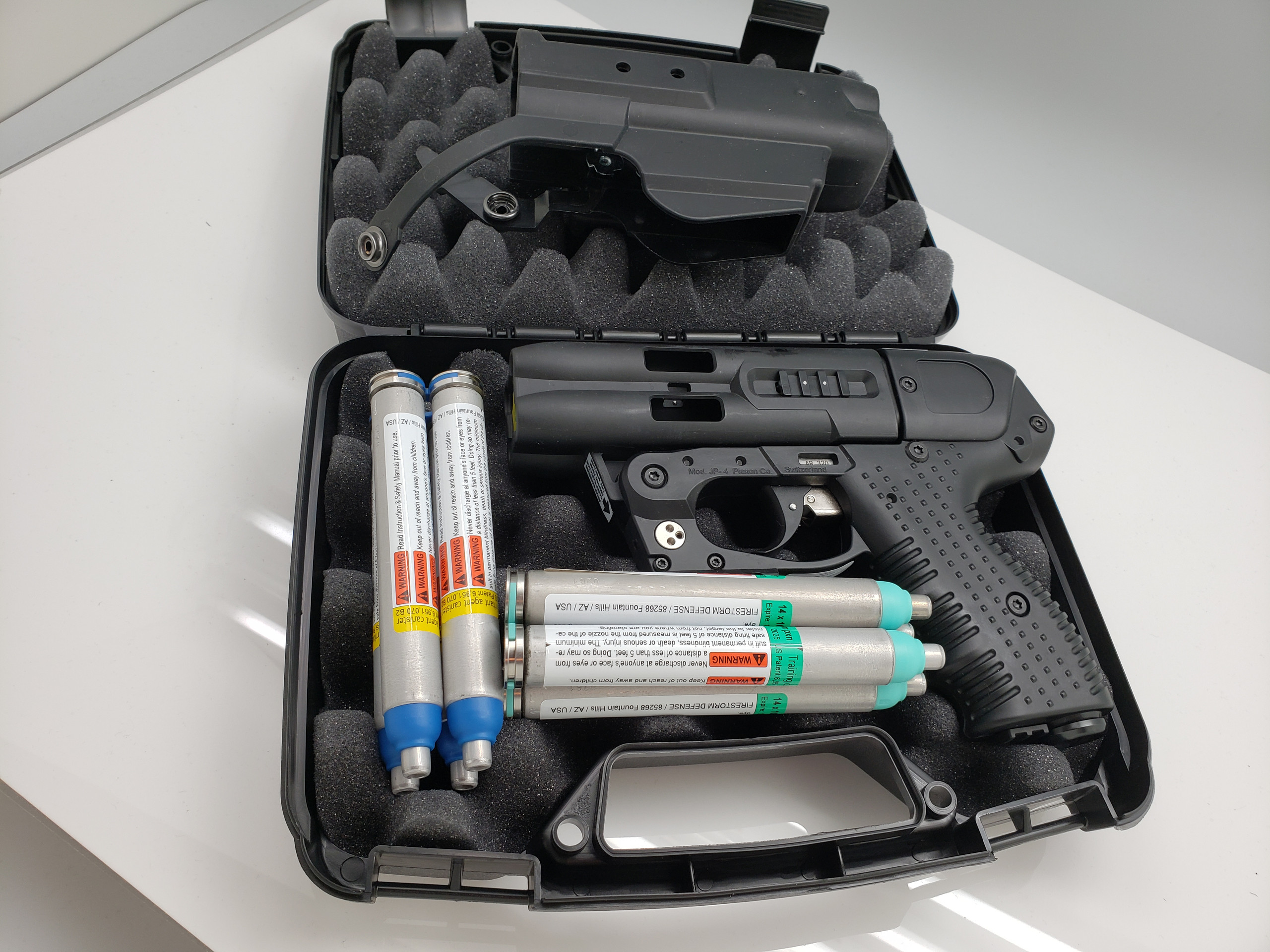 FIRESTORM JPX 4 Shot Defender Compact Pepper Gun