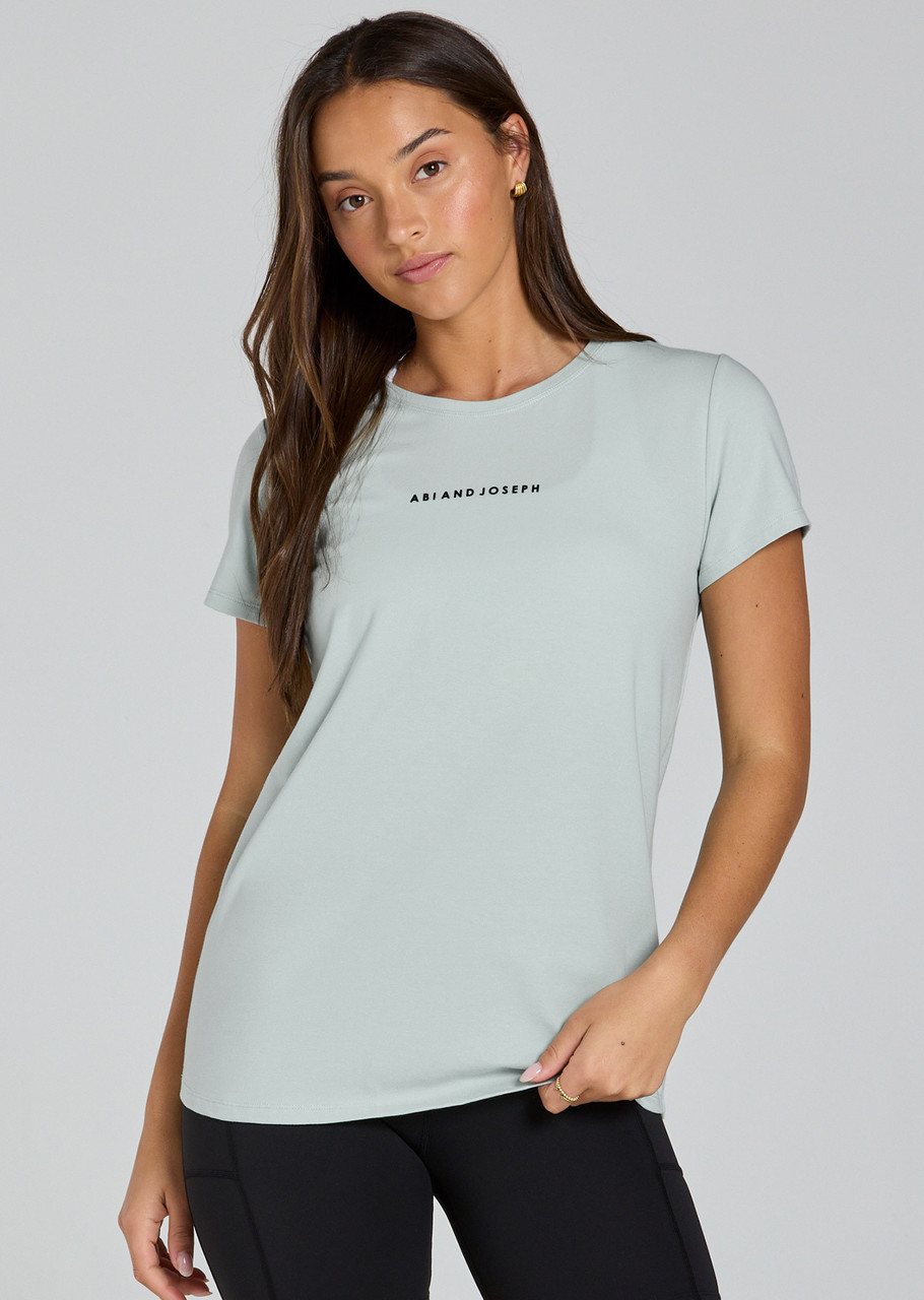 ON POINT LOGO TEE - LIGHT SAGE | abi & joseph