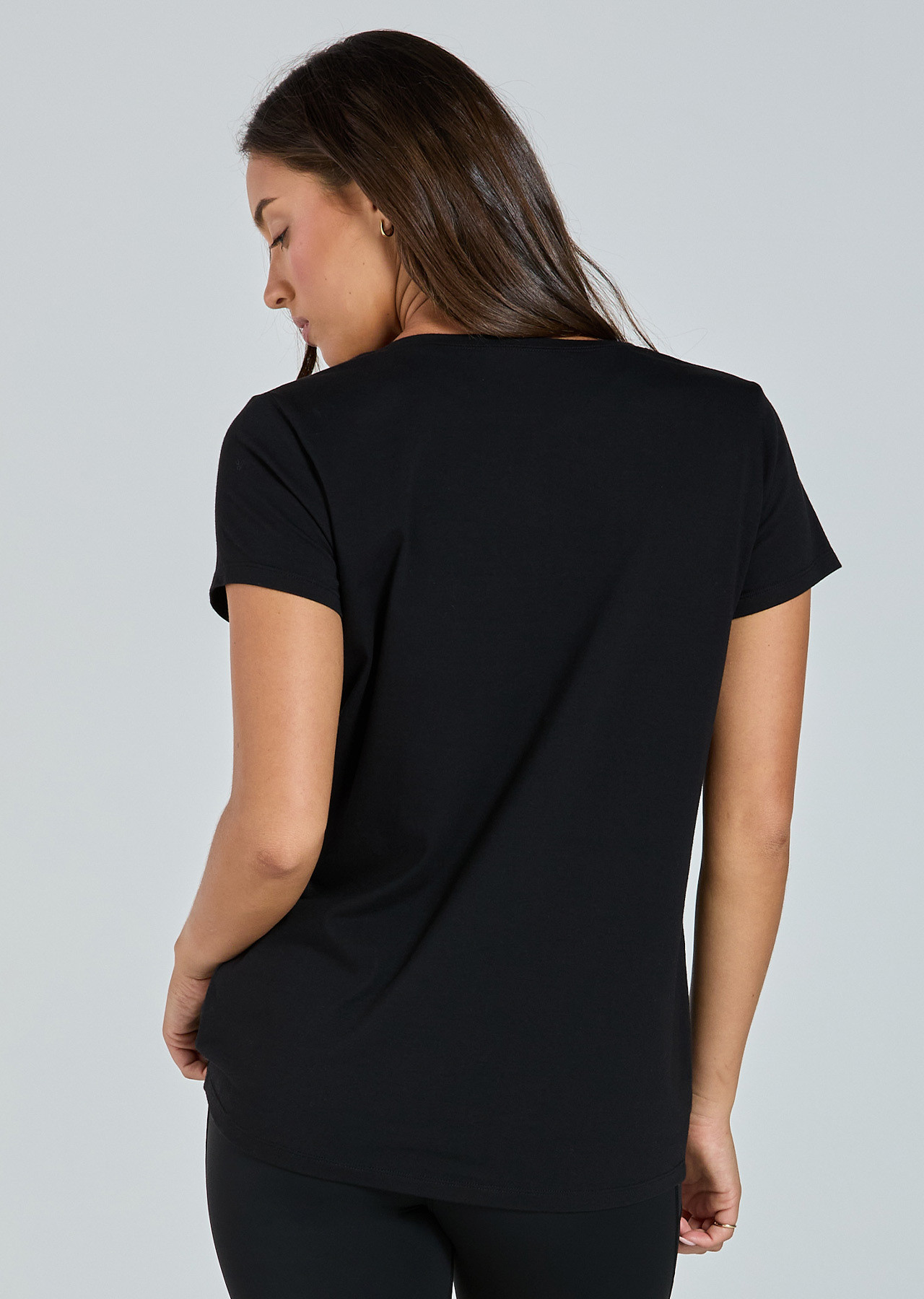 ON POINT LOGO TEE-BLACK