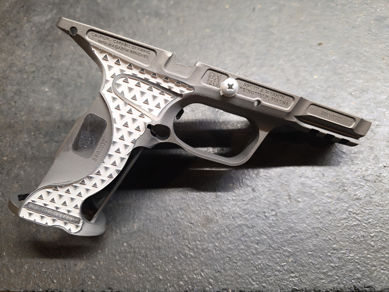 M&P Metal Frame Laser Stippling