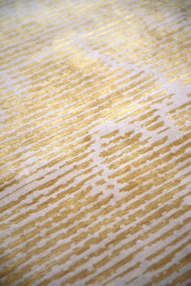 Staccato Gold Abstract Wool & Silk rug by Kelly Wearstler