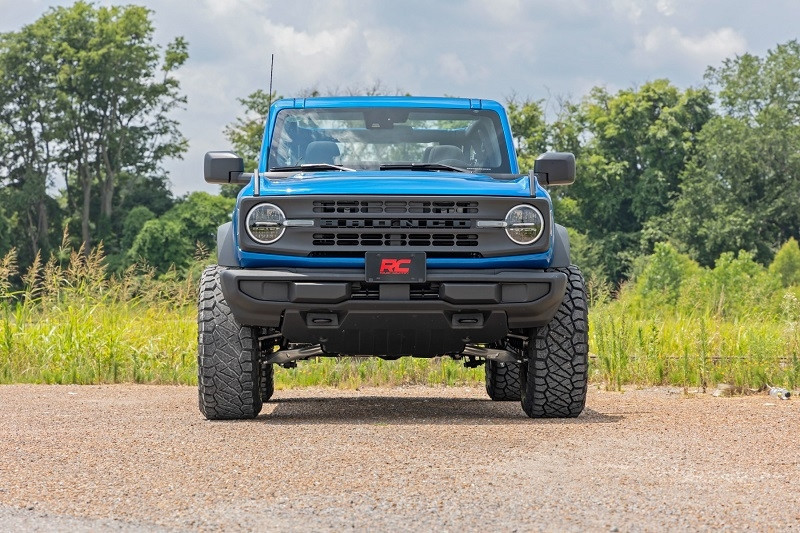 Ford Bronco 2" Lift Kit by Rough Country - 40400