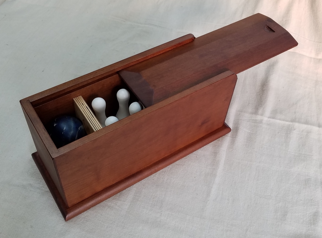 Boxed Bowling Set - BayneBox.com