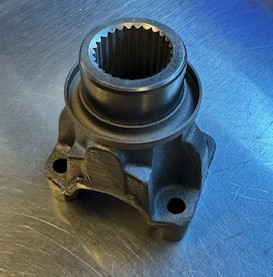 NOS Dana 27 front yoke for small Spicer u-joint - Partsdude4x4