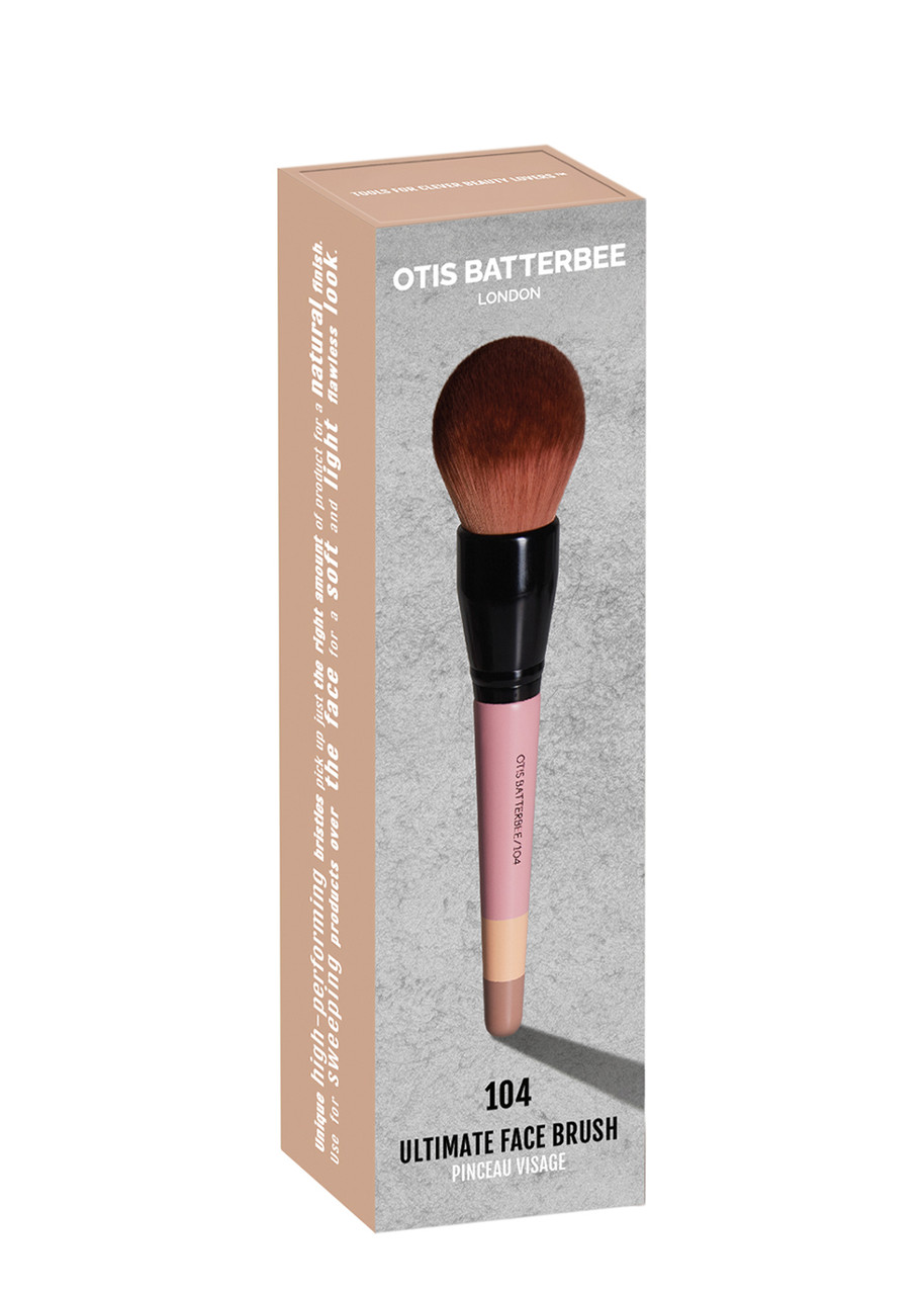 OTIS BATTERBEE Ultimate Face Brush 104 | Harvey Nichols
