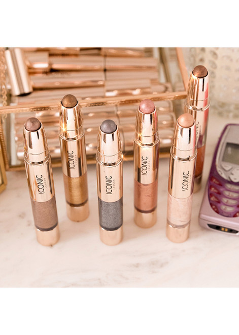 ICONIC LONDON Glaze Crayon | Harvey Nichols