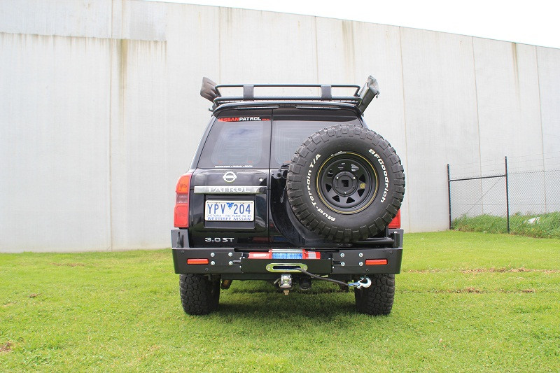 Nissan GU patrol rear bumper and tyre carrier