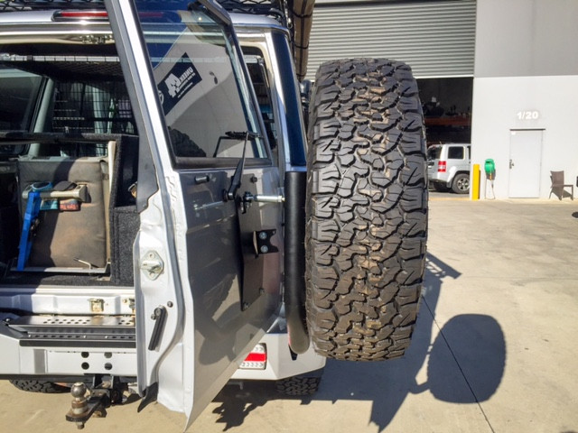Toyota Land Cruiser 76 Series rear bumper and tyre carrier