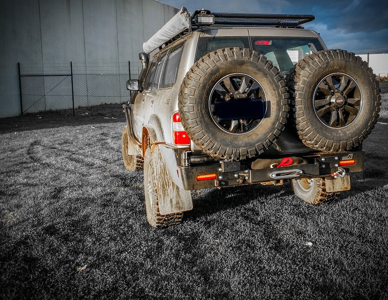 Nissan GU patrol rear bumper and tyre carrier