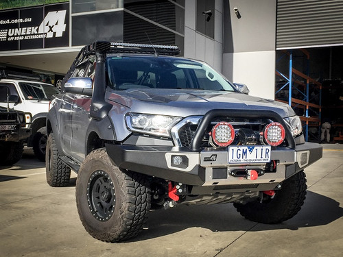 Ford Ranger Bull Bar and Rocks sliders