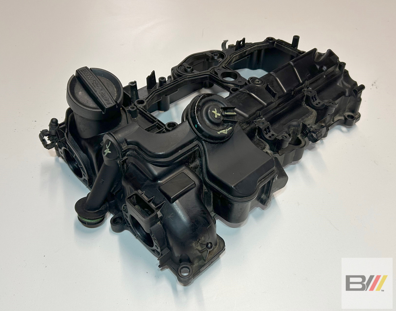 2012-16 BMW F30 328i 2.0L ENGINE VALVE COVER 7588412 - bimmermerchant