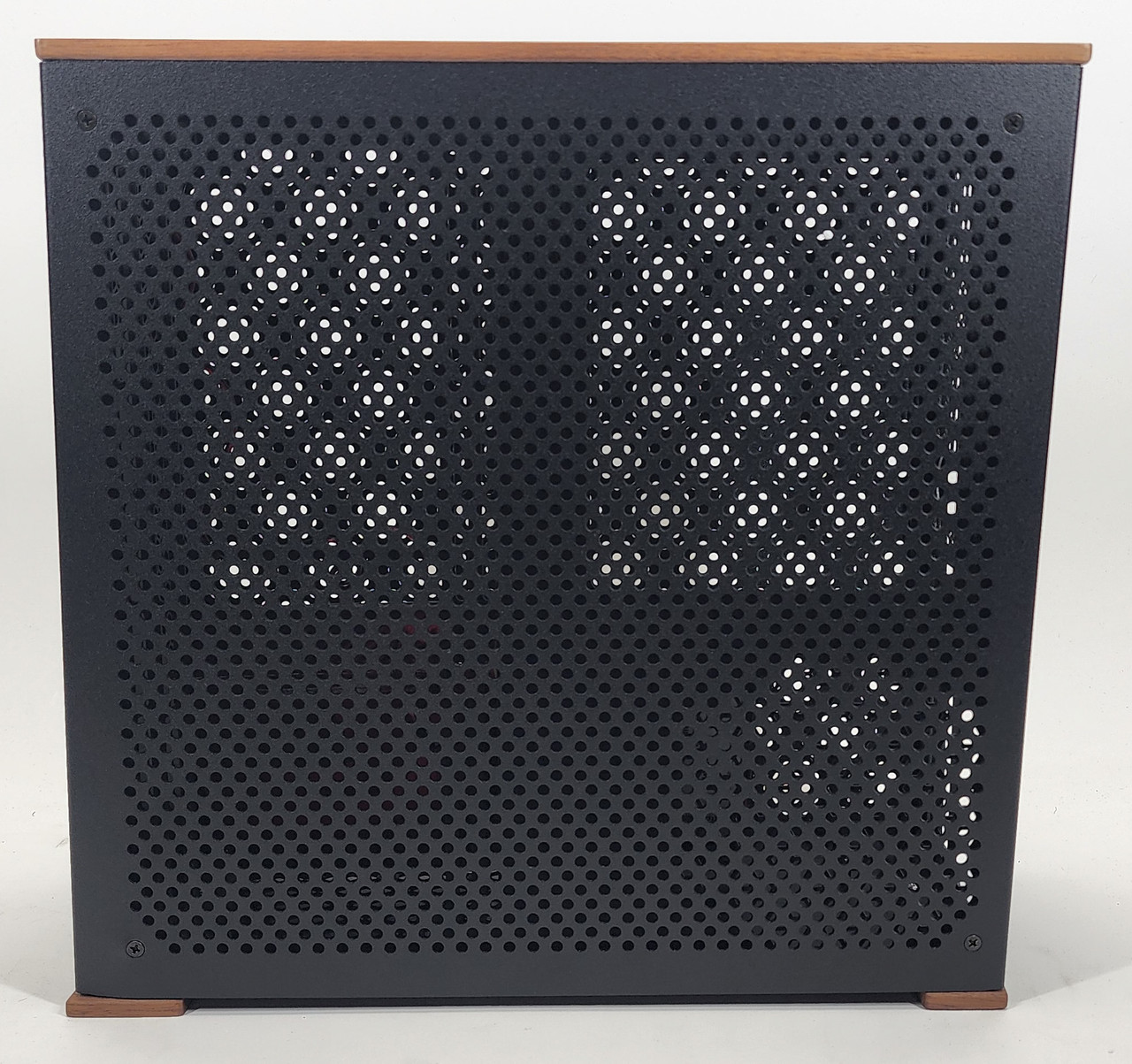 Artesian Builds Custom Pluto Walnut Wood Brown SFF Mini ITX Computer ...