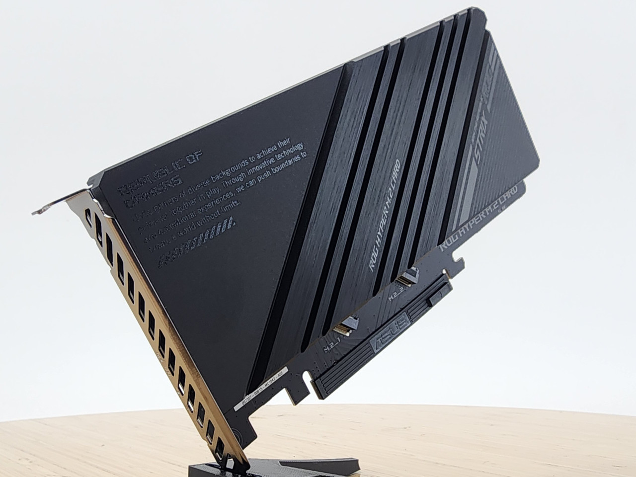 ASUS ROG HYPER M.2 CARD PCIE NVME M.2 EXPANSION CARD - CHQstore