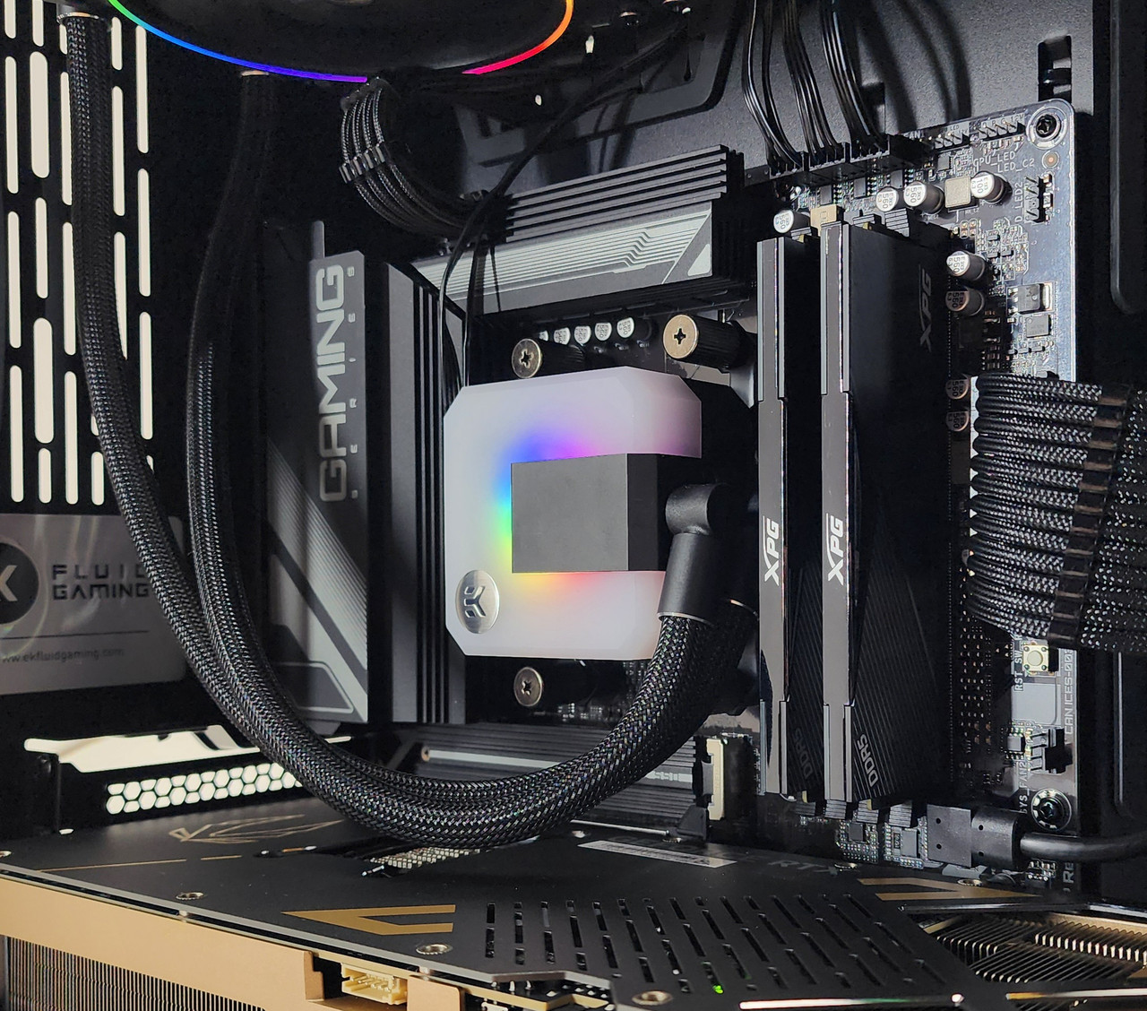 Gaming PC Ryzen 7 9800X3D 64GB RAM 4TB SSD RTX 5080 16GB Windows 11 ...