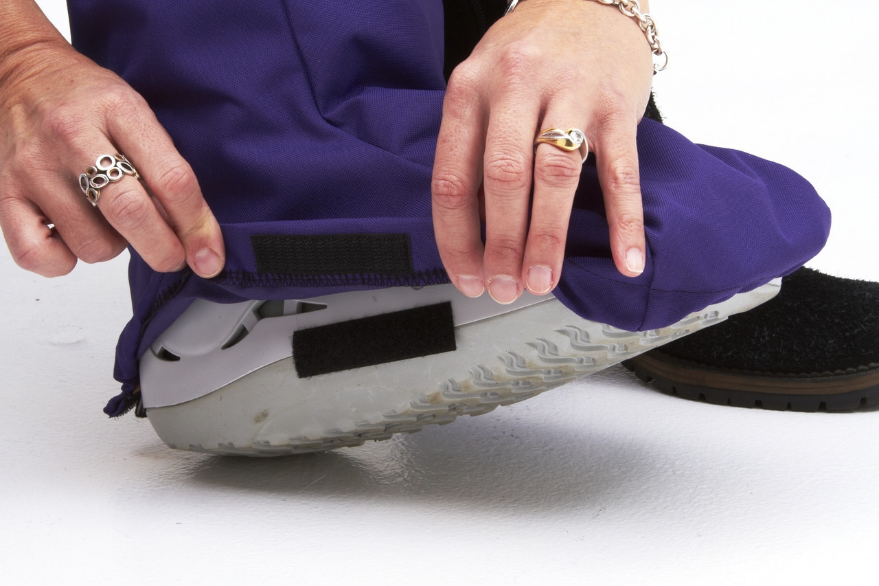 Walking Boot Cover for Extreme Weather Conditions