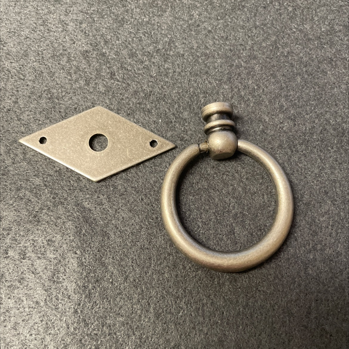 1-1/2" Classic Ring Pull Pewter