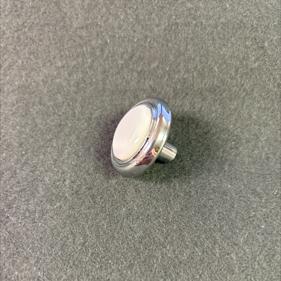1-1/4" Avante Knob White Insert with Chrome